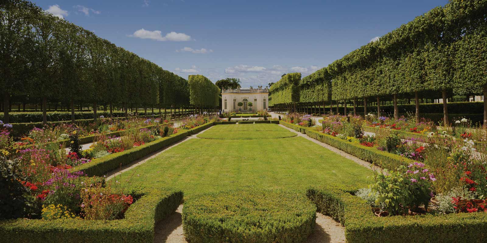 Barcelona & Paris | EF Educational Tours